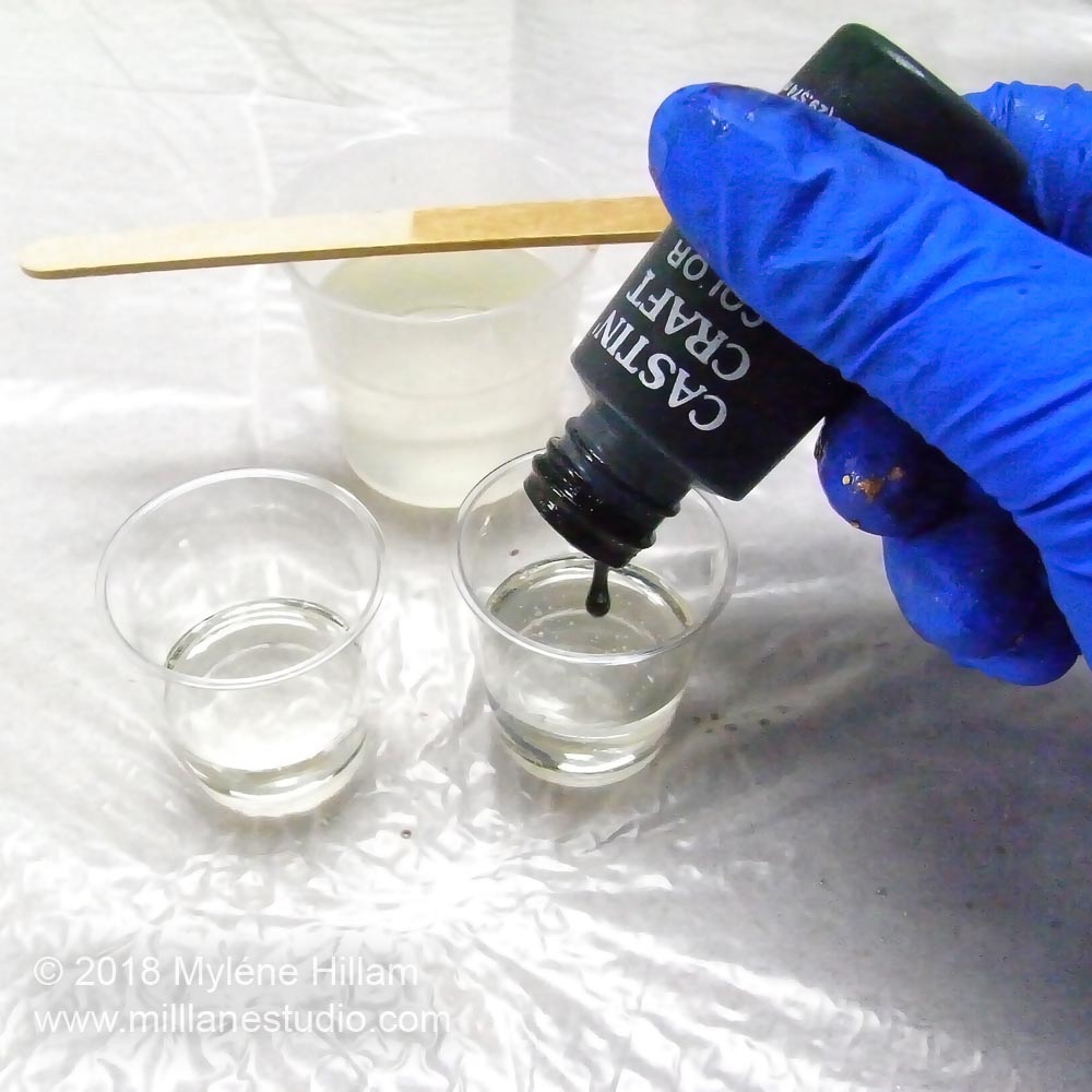 How to Create Resin Art - The Fun but Messy Pulled String Technique ...