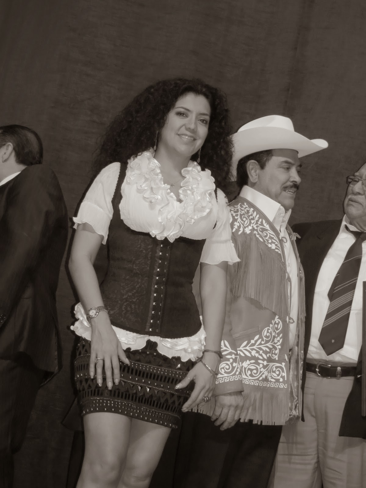 internautaSOY: ANGELES OCHOA FUE CORONADA COMO REINA EN EL FESTIVAL DEL ...