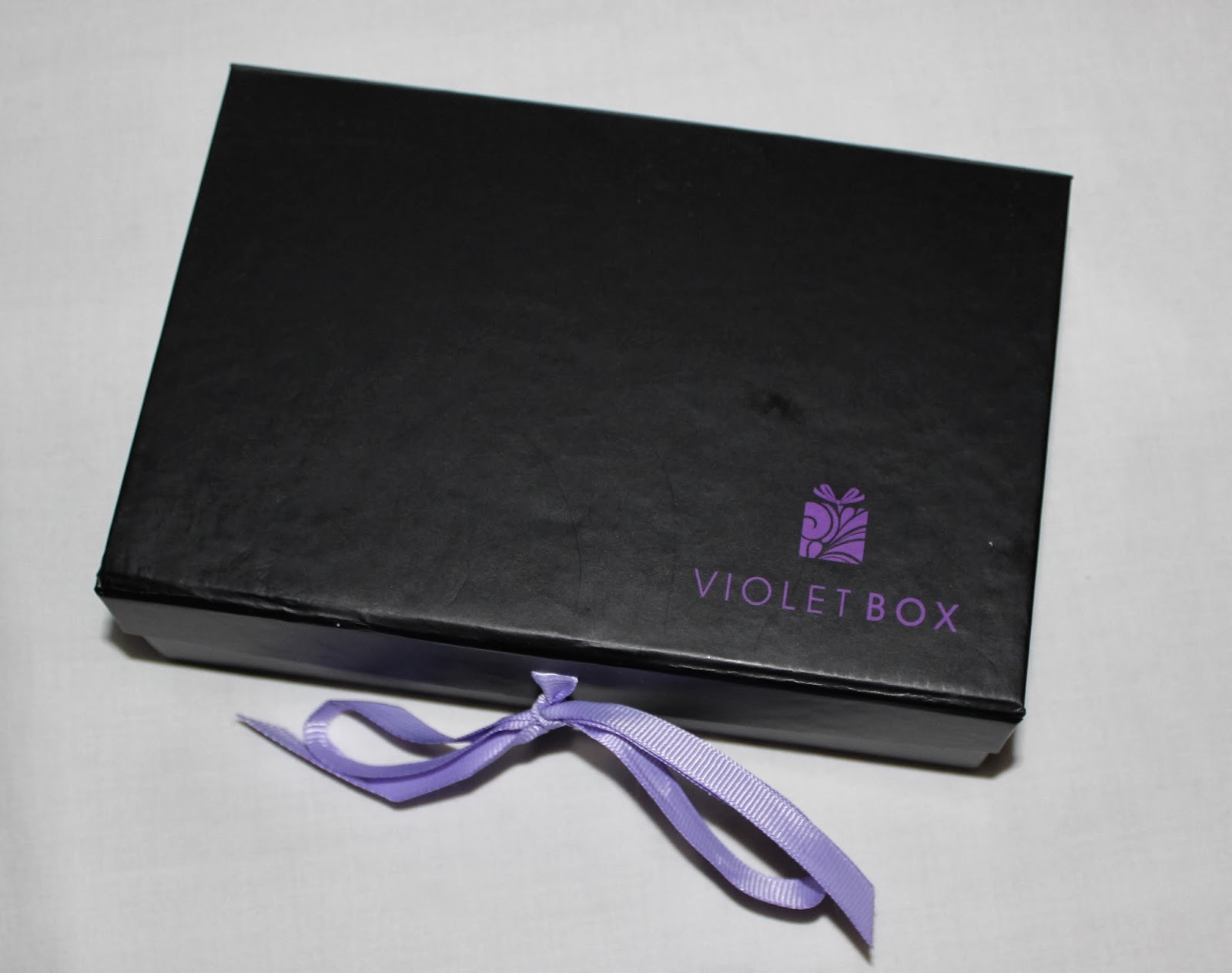 Luxury on the Lips: Violet Box - November 2013