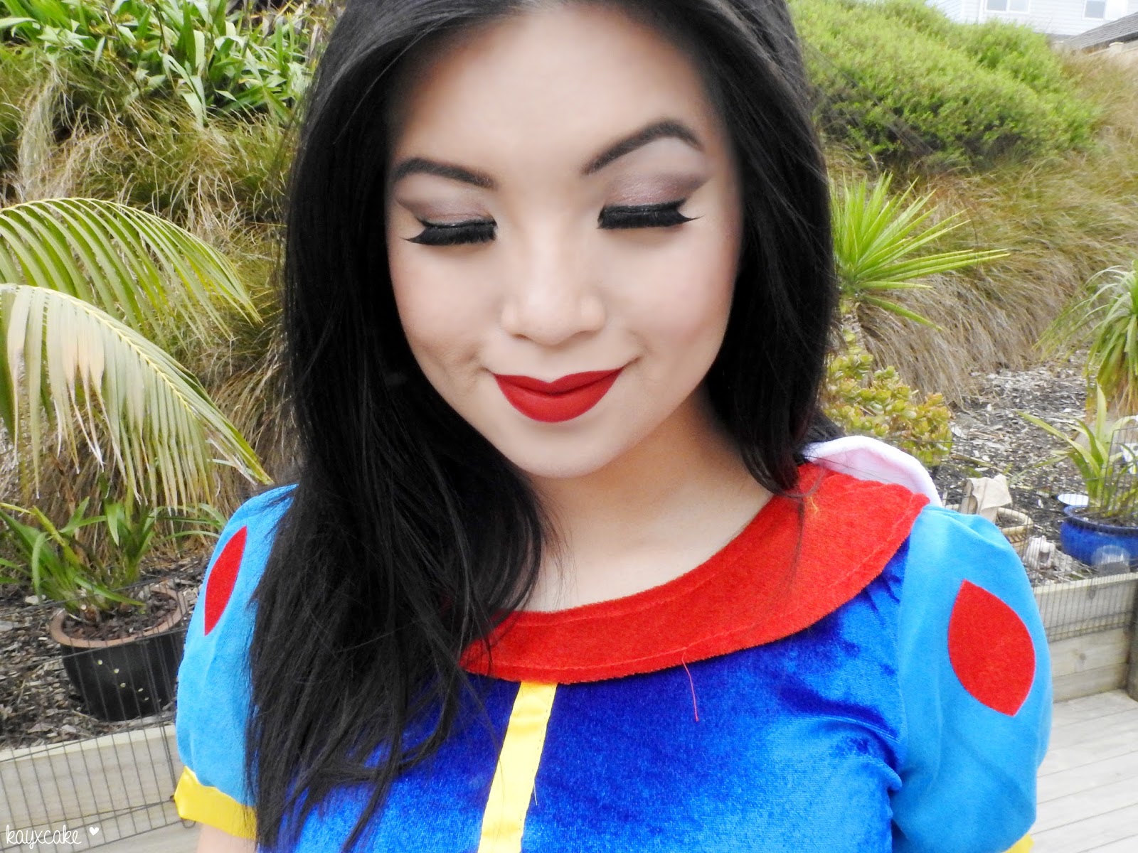Snow White Makeup