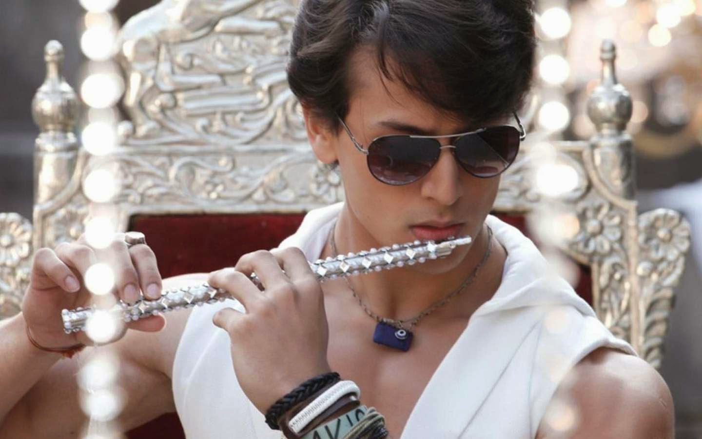 Tiger Shroff, Heropanti Actor Biography and Hot Wallpapers | Biography Wiki