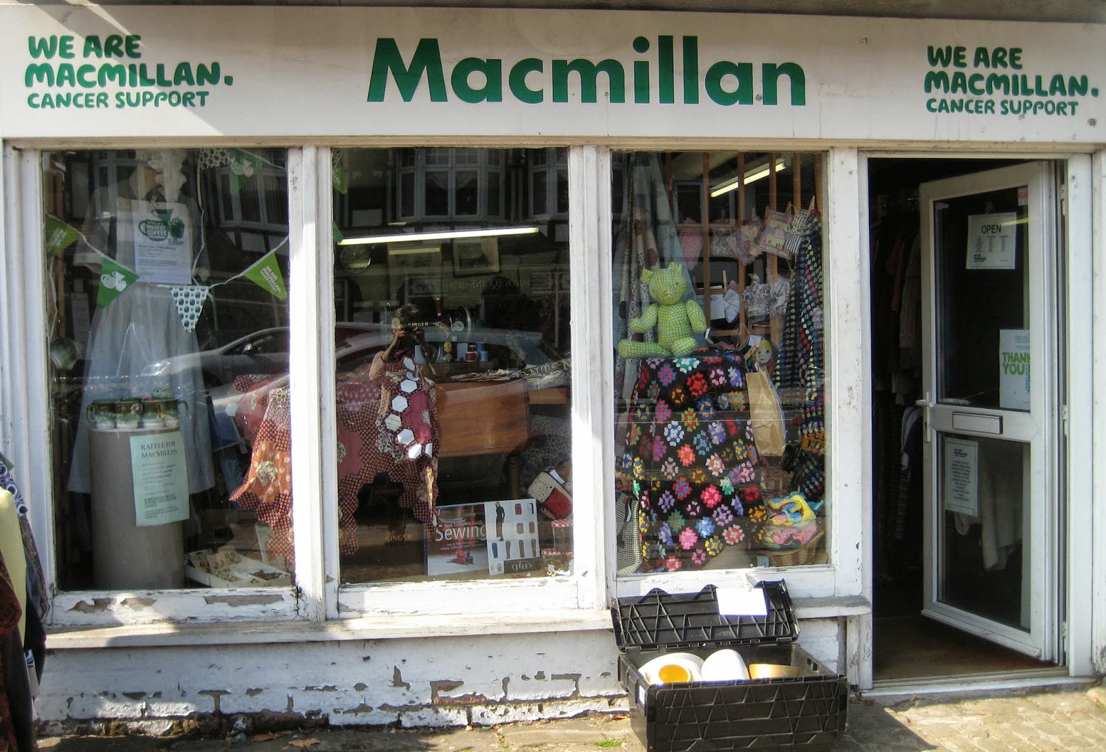 molebags: Vintage haberdashery and fabric