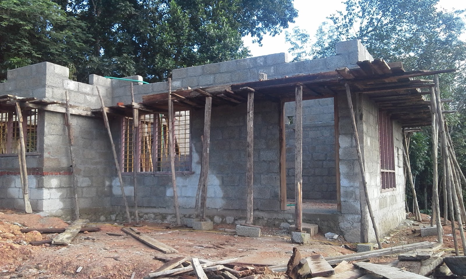 Kerala House Construction Tips: 6. Wall above lintel