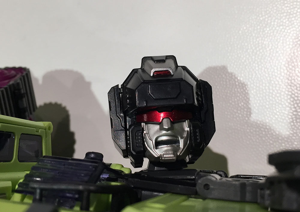 Gravity Builder, il Devastator di Generation Toys finalmente completo e ...