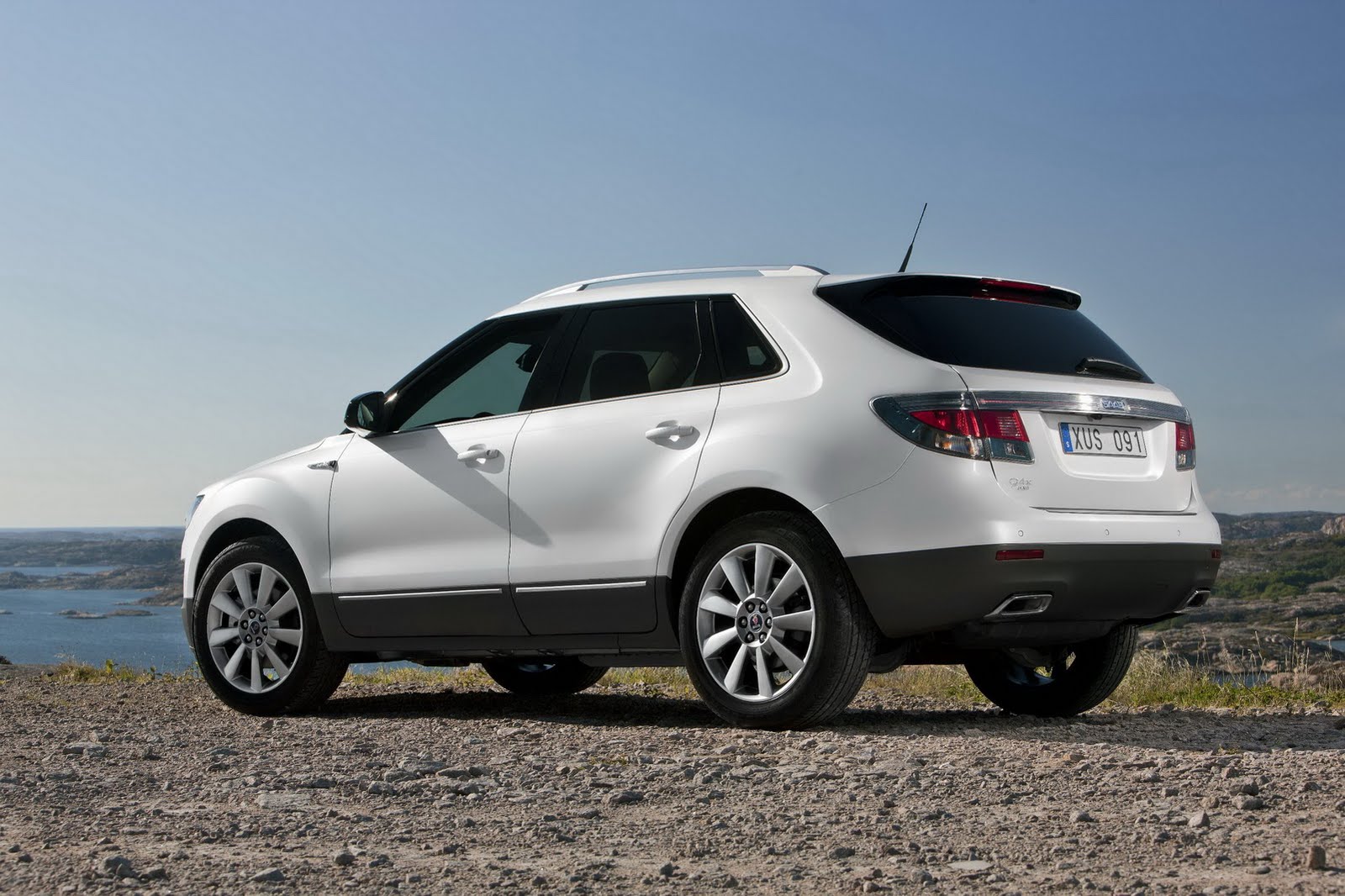 New Saab 9-4X SUV Arrives in the US, First Model Delivered in Ohio ...