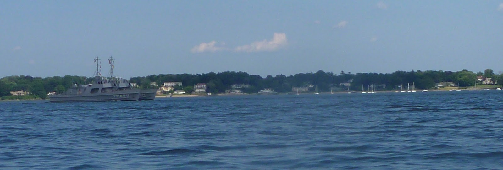 Voyages>`·.¸¸.·´¯`·...¸> : Naval Academy YP 676 Squadron runs aground ...