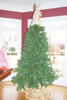It's the Little Things: How to Layer a Christmas Tree