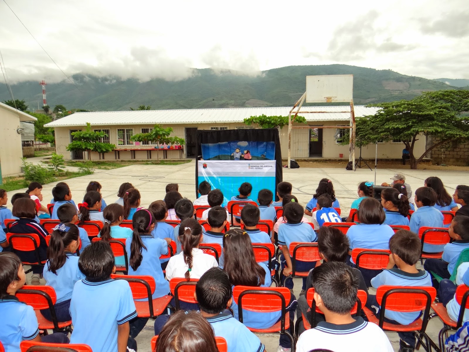 debatetuespacio: La comunidad escolar de lleno en su nueva tarea ...