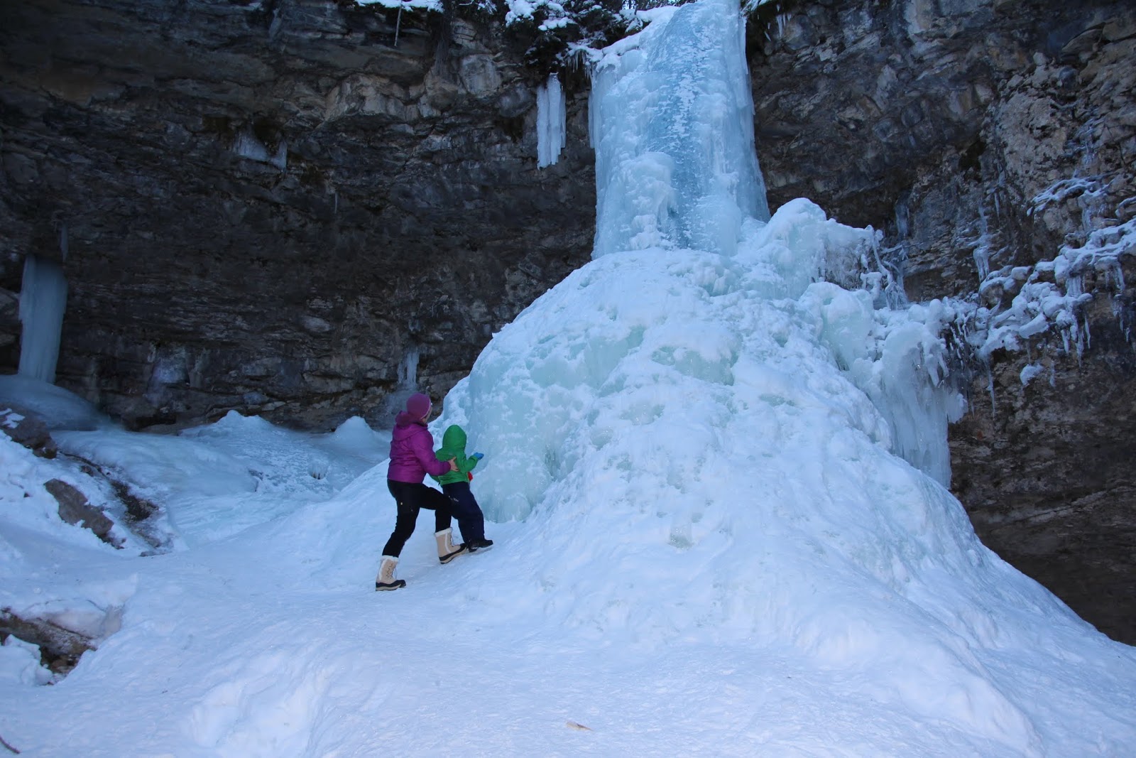 Family Adventures in the Canadian Rockies: Ten Reasons to Spend Time at ...