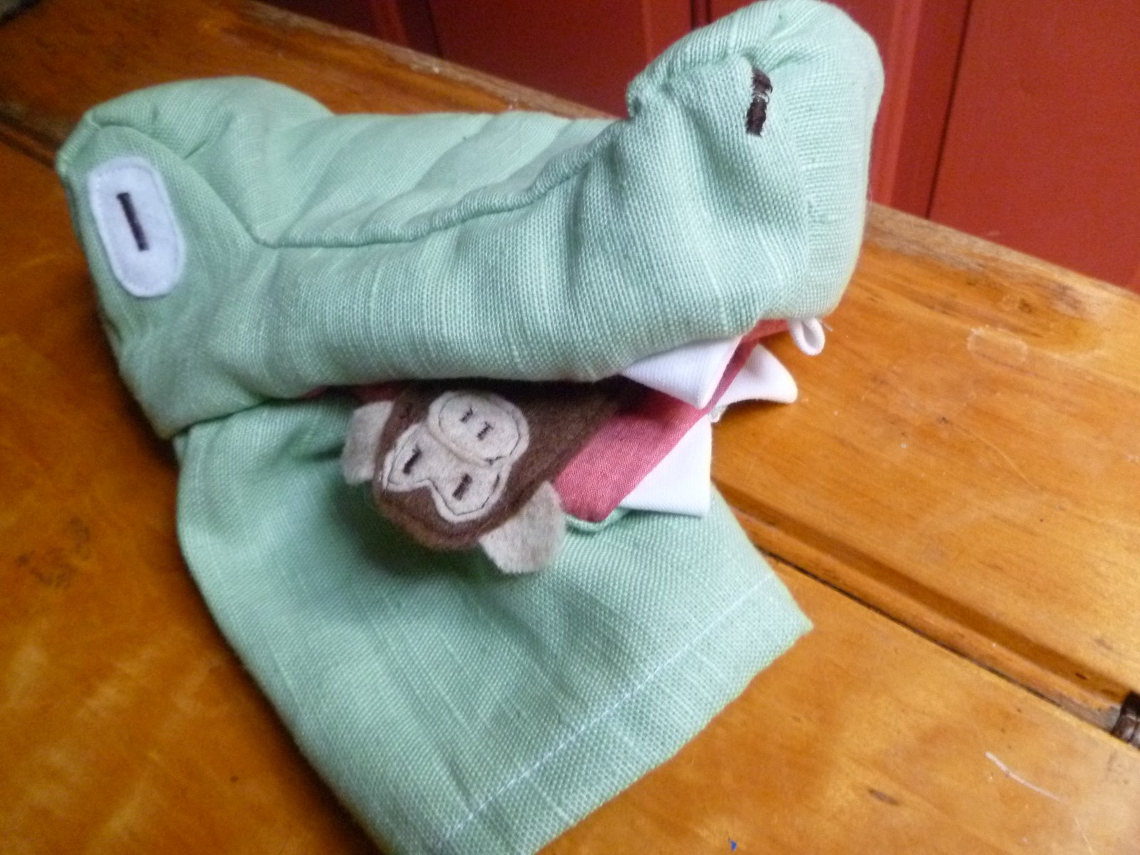 born imaginative.: 5 Little Monkeys Teasing Mr. Alligator (FREE Pattern)