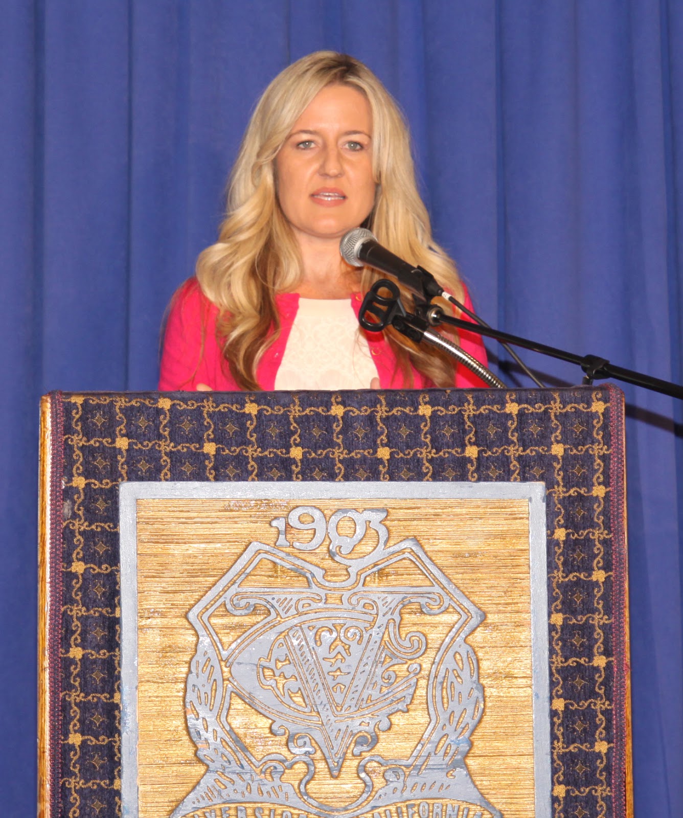 News: CHILDREN'S FUND GOLF TOURNAMENT RAISES MONEY FOR AT-RISK CHILDREN