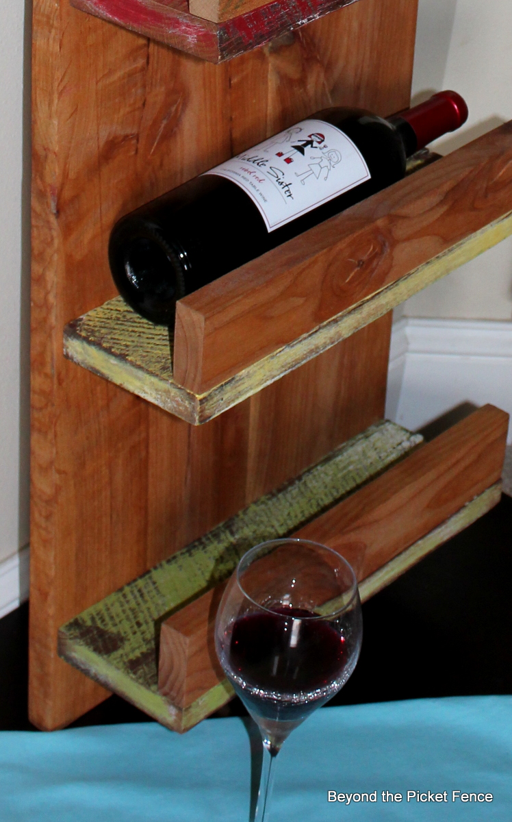 Beyond The Picket Fence: Reclaimed Wood Wine Rack
