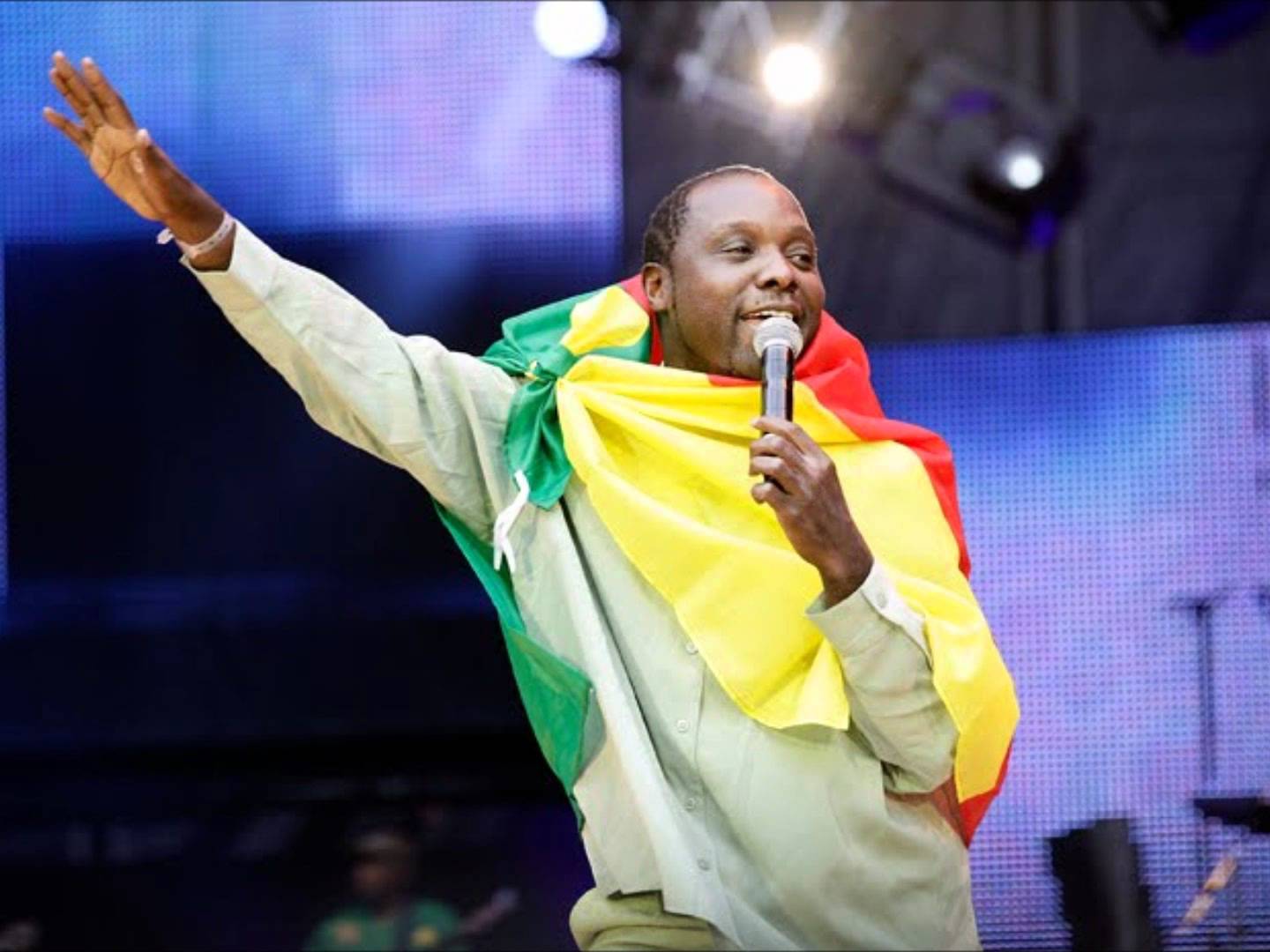 Petit Pays has his own reality TV show! - Beta Tinz