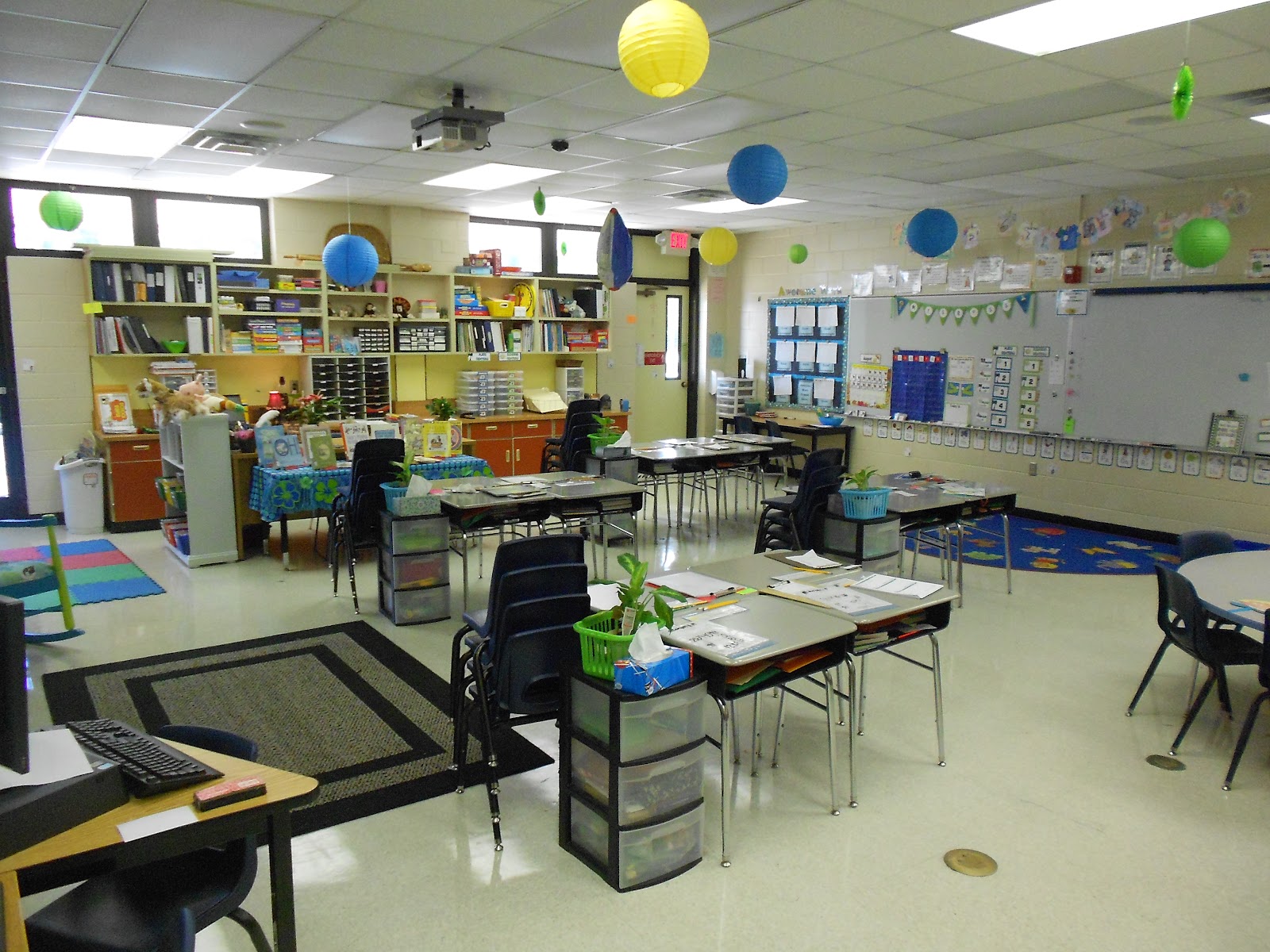 Classroom Pics 2012-13 - Teacher by the Beach