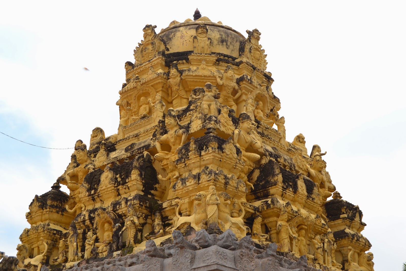 Tamilnadu Tourism: Adhinathar Jain Temple, Poondi, Arani, Thiruvannamalai
