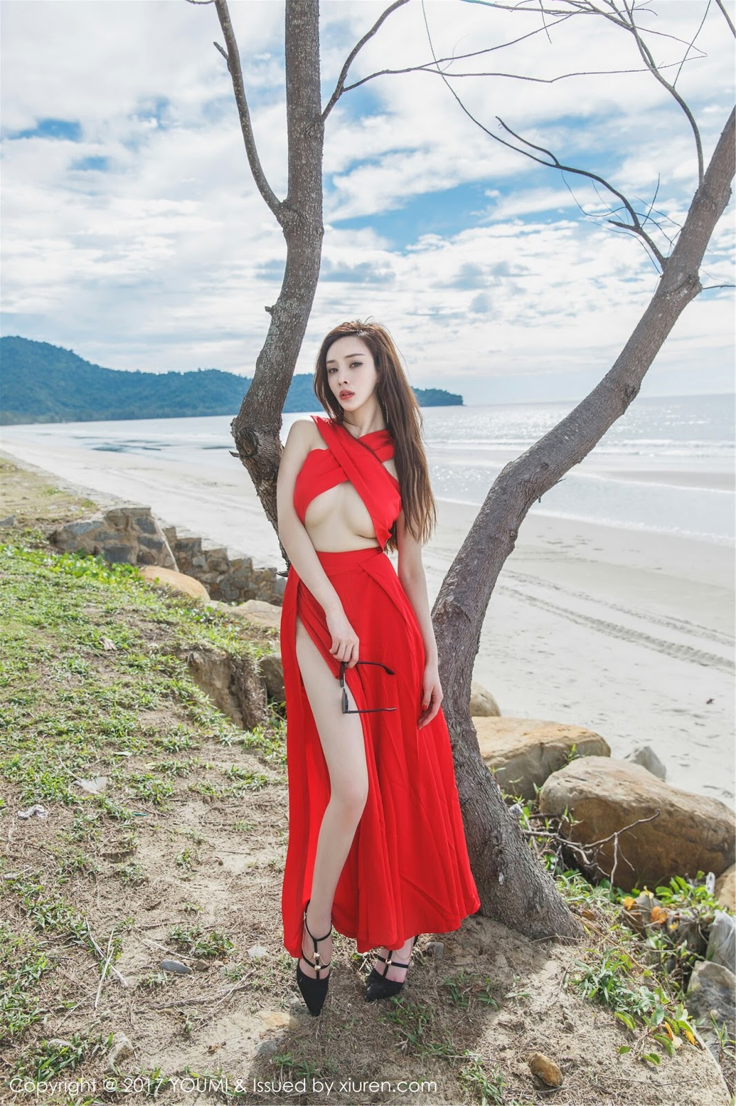 YouMi Vol.034 土肥圆矮挫穷 (Tu Fei Yuan Ai Cuo Qiong)