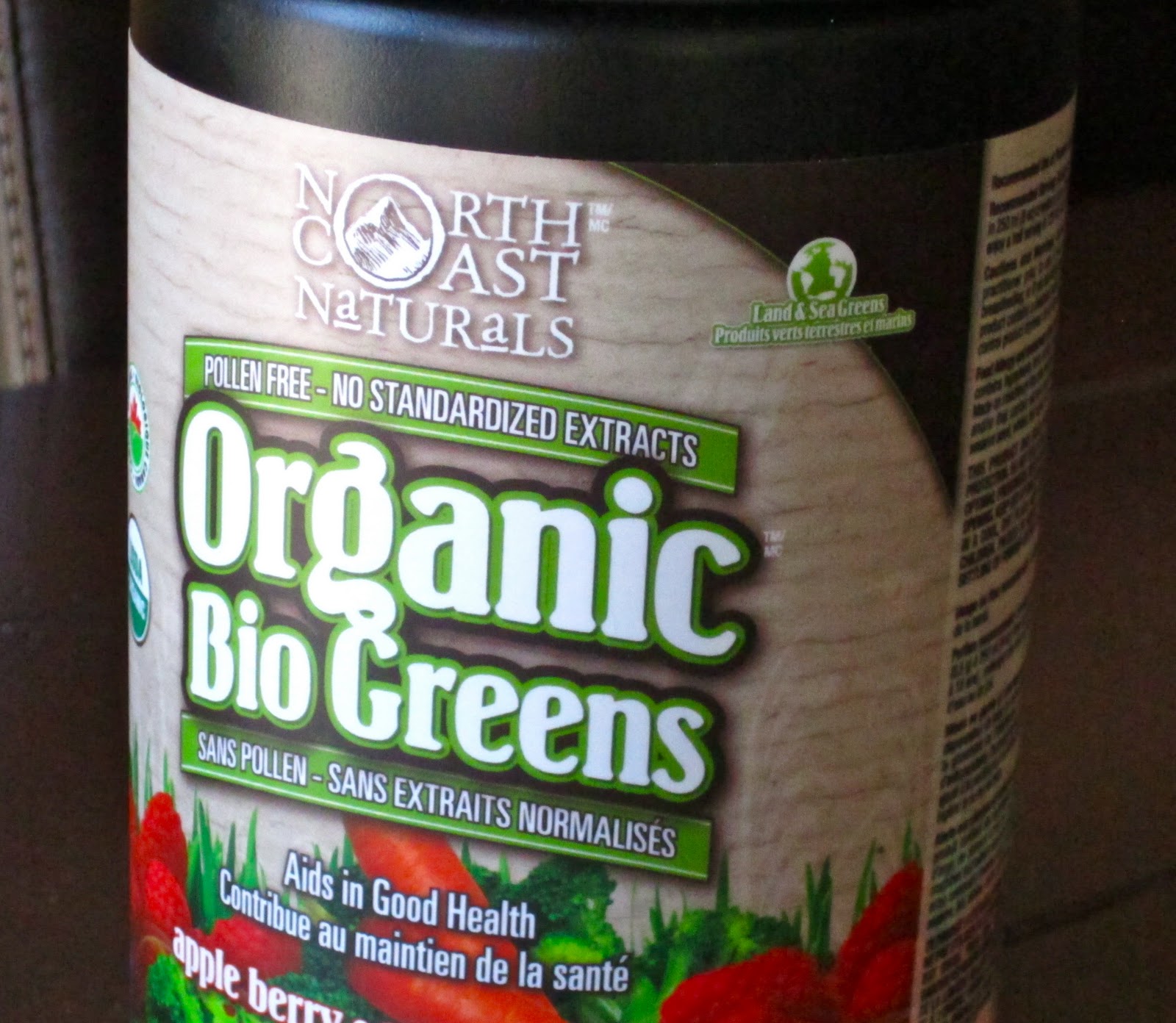Sketch-Free Eating: Organic Bio-Greens Giveaway! + Raw Applesauce
