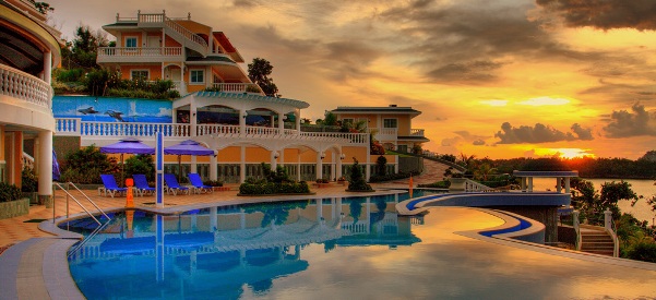 Five Star Hotels: Monaco Suites de Boracay - PHILIPPINES