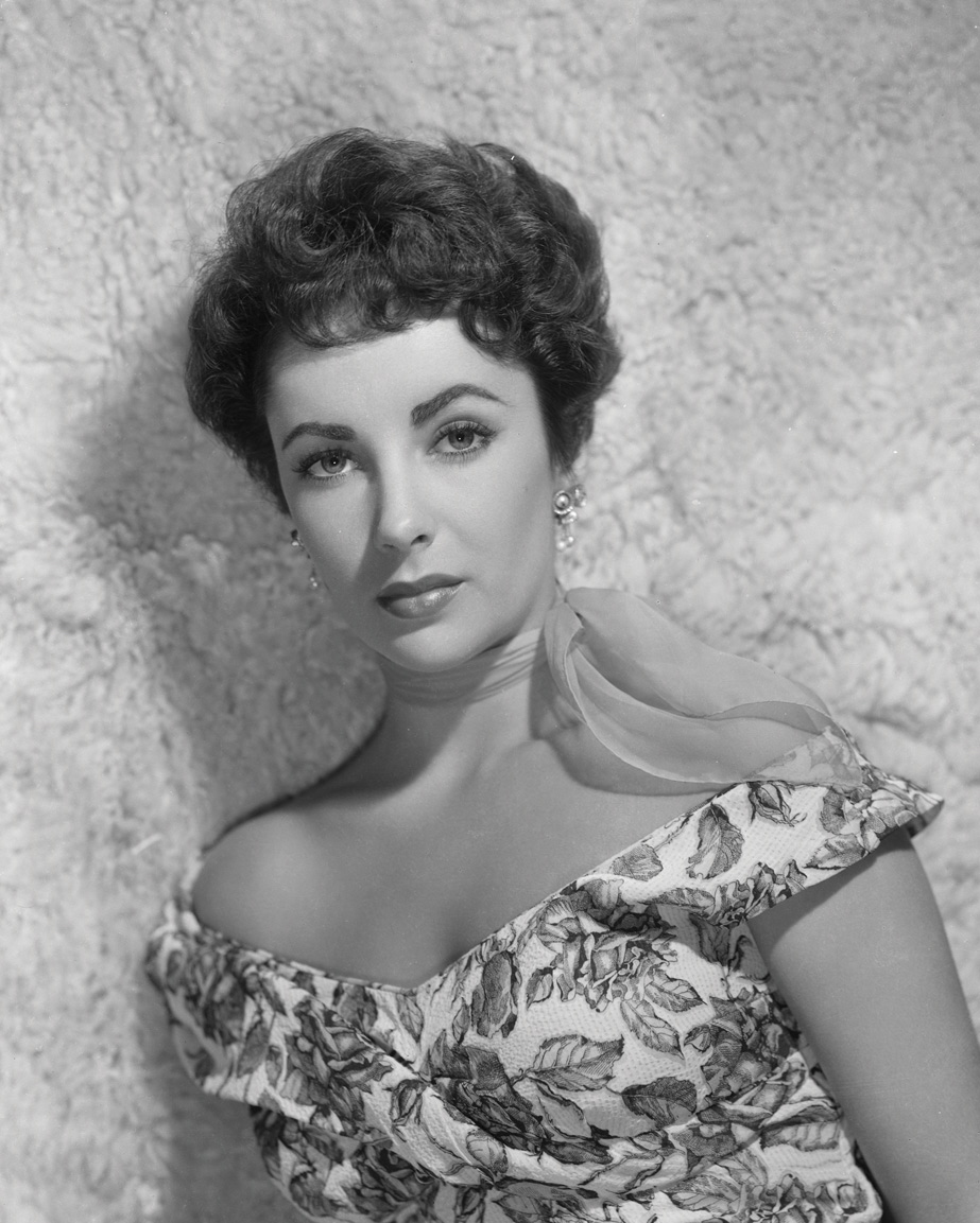 Slice of Cheesecake: Elizabeth Taylor, pictorial