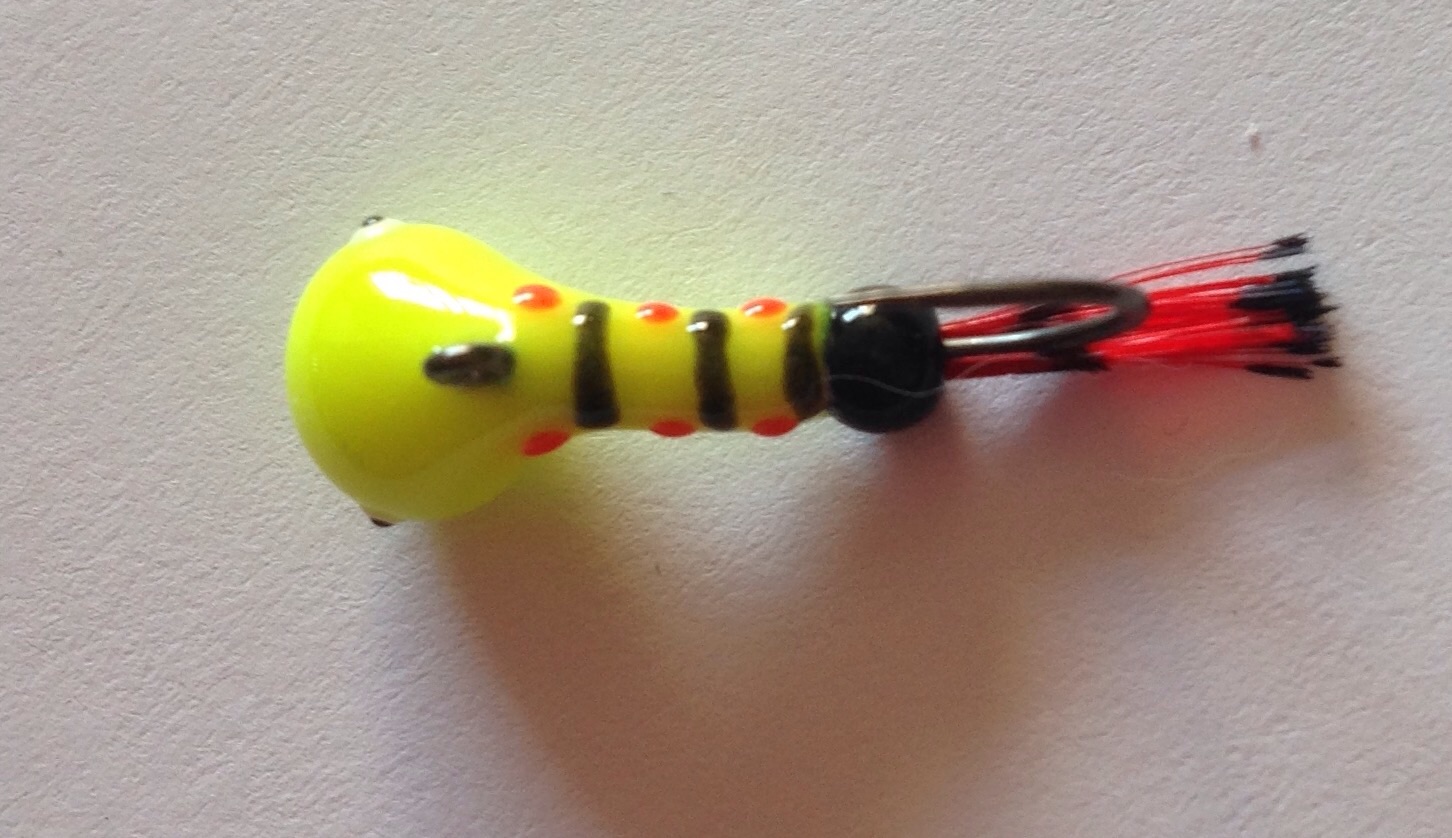 PF:s Mormyskor: Gul, Röda prickar, Svarta streck, Svart kula, Röd/Svart ...