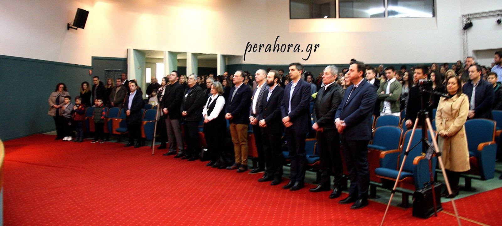 www.perahora.gr: Λουτράκι: Κοπή πίτας και βραβεύσεις αθλητών από τον ...