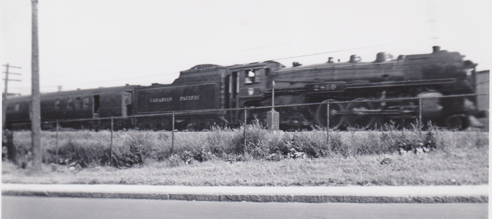Rolly Martin Country: CPR 1942 CNR & D&H Steam at Westmount - photos by LC Gagnon