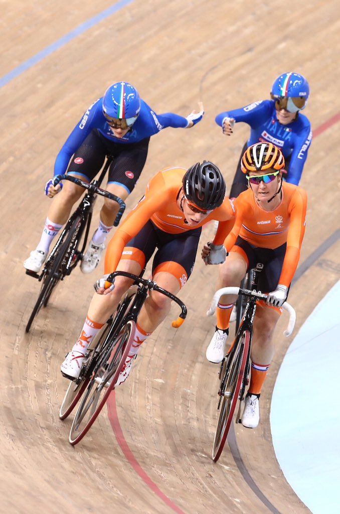 CICLISMO TOTAL: Olga Zabelinskaya y María Novolodskaya bronce en la Madison