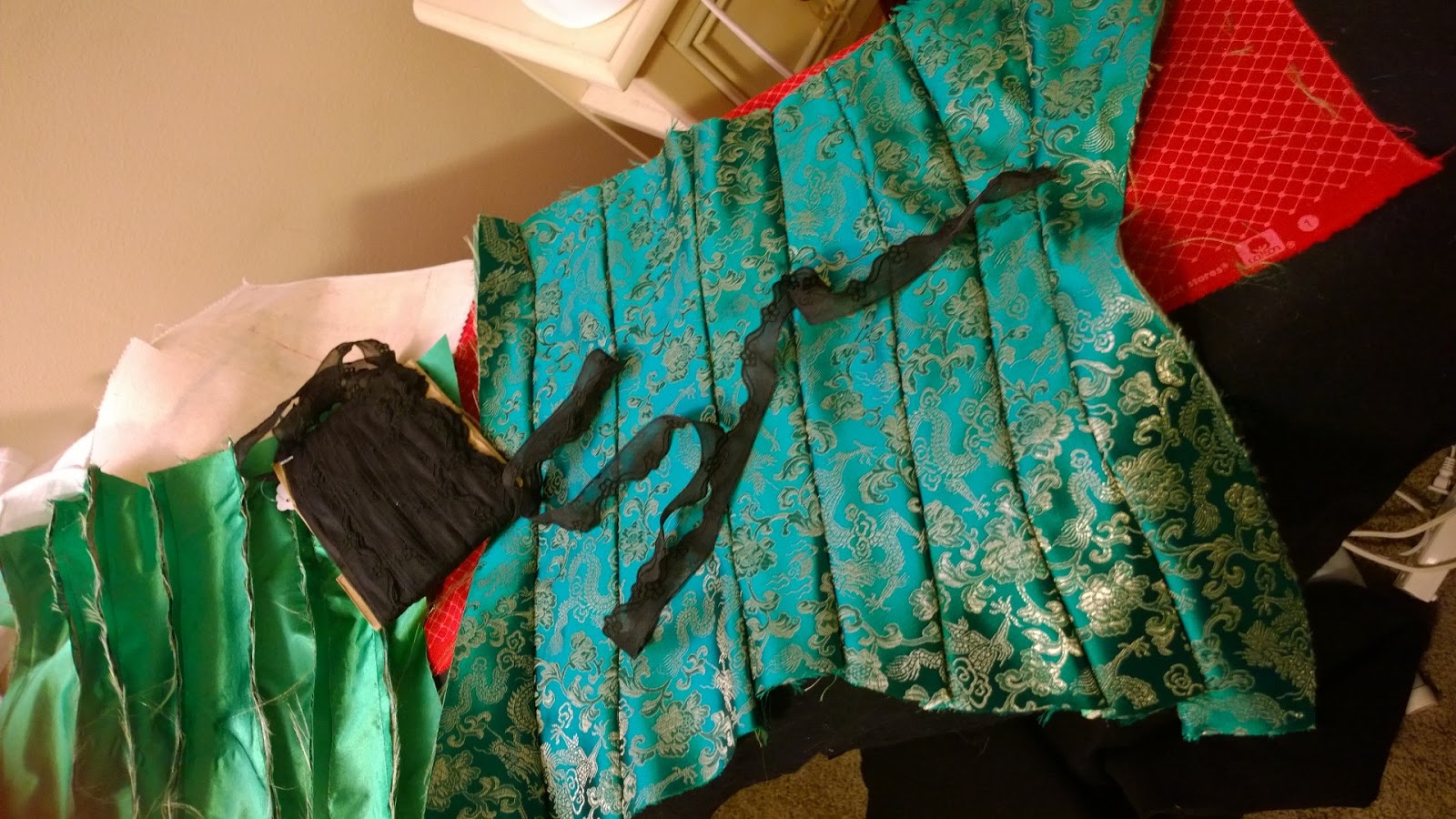 Confessions Of A Seamstress Green Corset Part 1