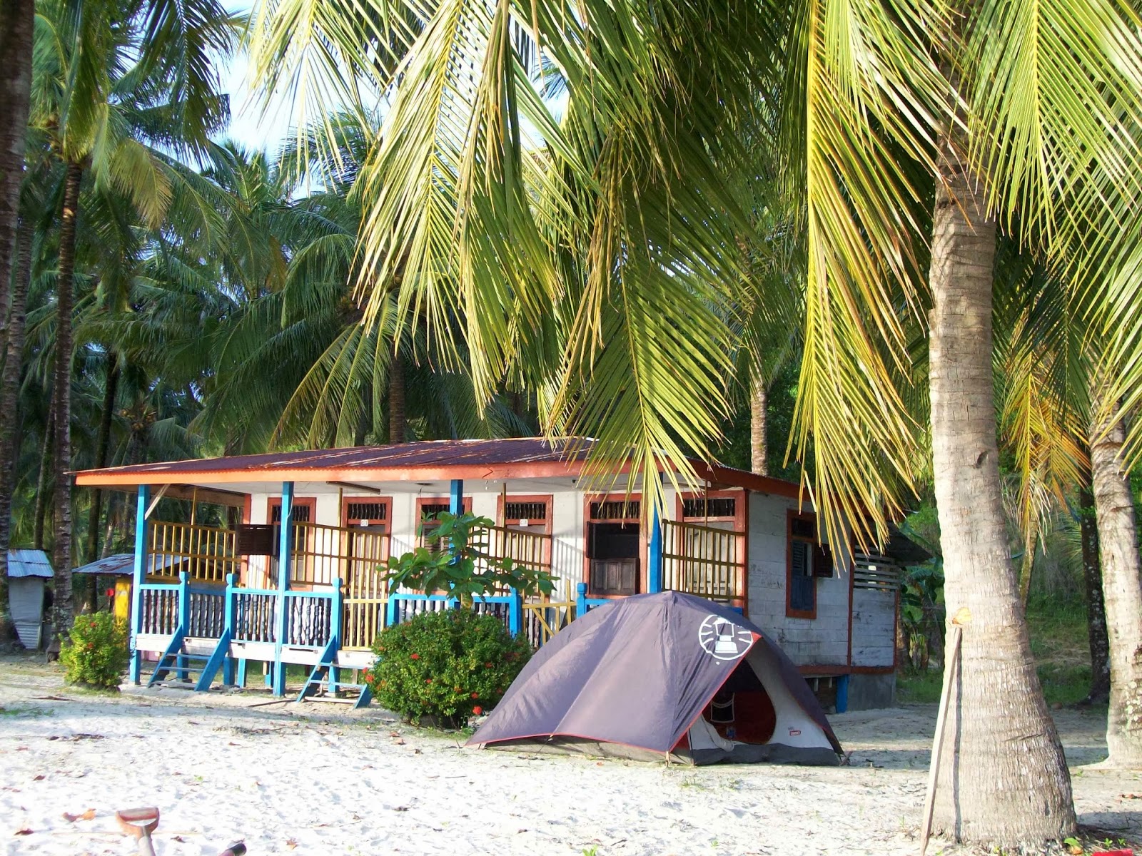 PASUMPAHAN ISLAND - Sumatra Discovery