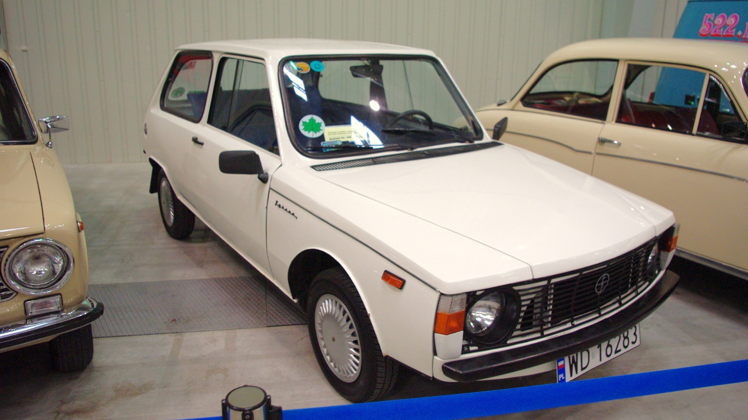 Pobliska Ulica: Moto Nostalgia 2011: Dobre, bo polskie! Siren 110 etc.