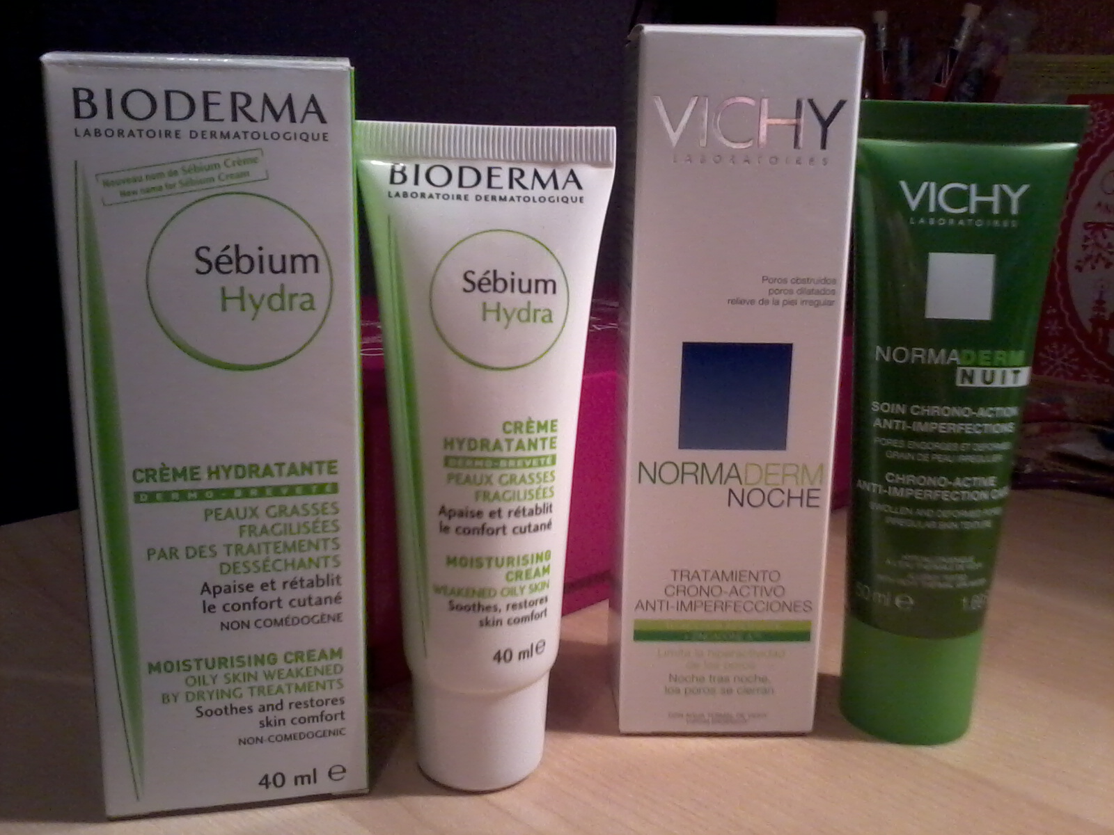 Cosas que pasan: Nueva crema hidratante y tratamiento de noche pieles ... Cosas que pasan: Nueva crema hidratante y tratamiento de noche pieles ...