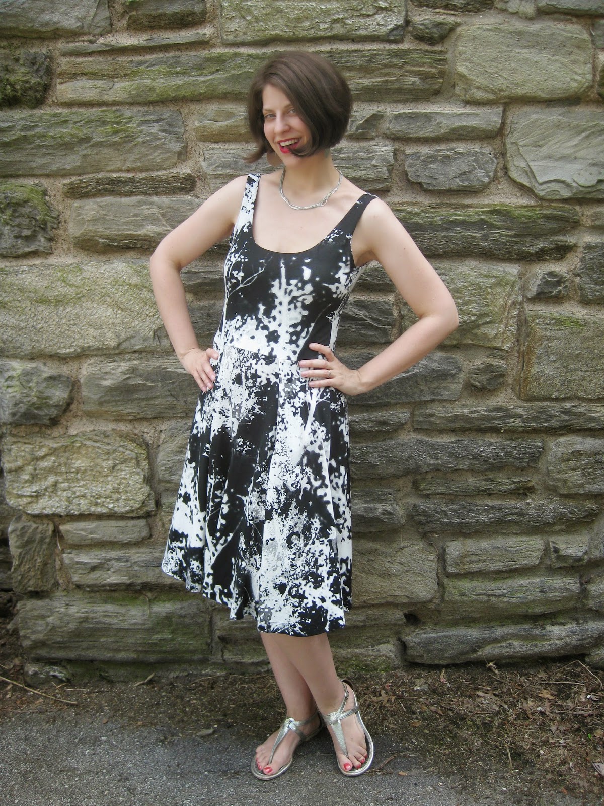 Handmade By Heather B: Sundress Hacks - The Nora