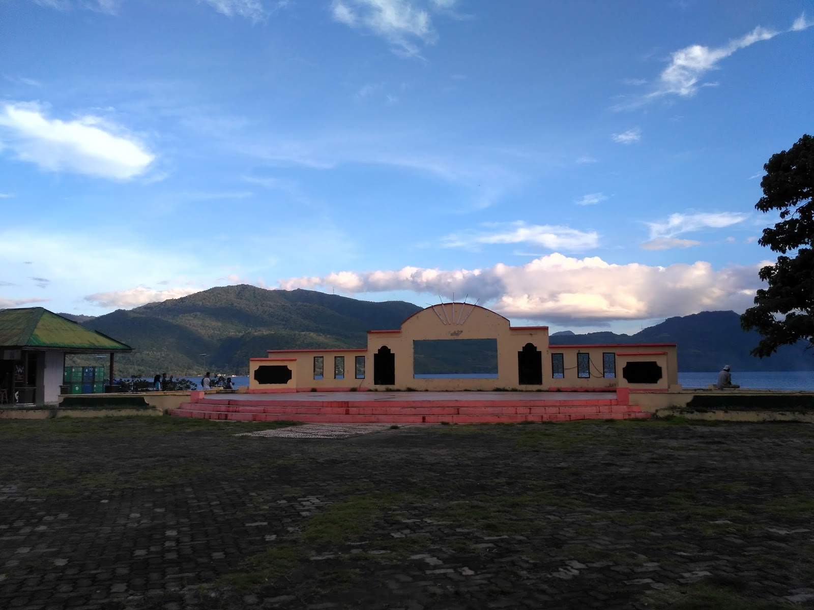 7 Tempat Wisata Di Larantuka Yang Wajib Dikunjungi Saat Anda Berlibur ...