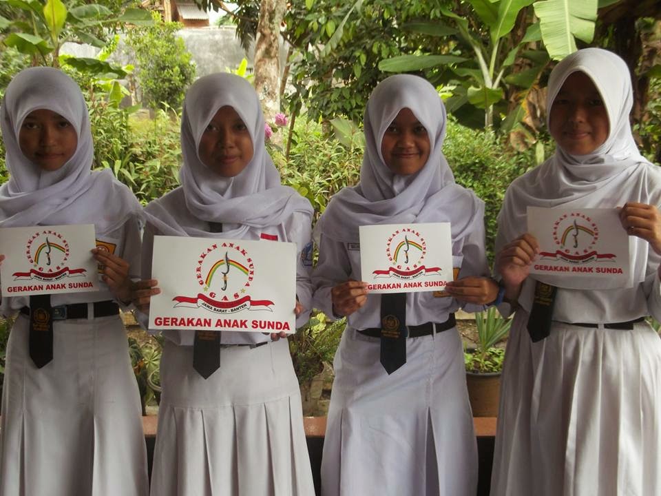 Gerakan Anak Sunda: ANAK SEKOLAH GERAKAN ANAK SUNDA