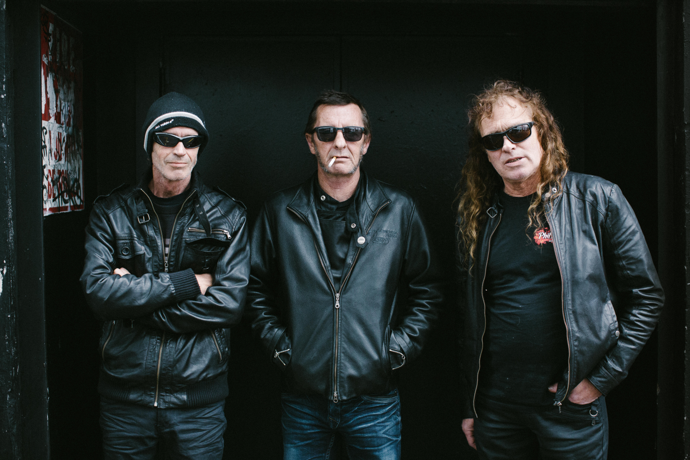 Belfast Metalheads reunited: NEWS: Iconic AC/DC drummer Phil Rudd to ...