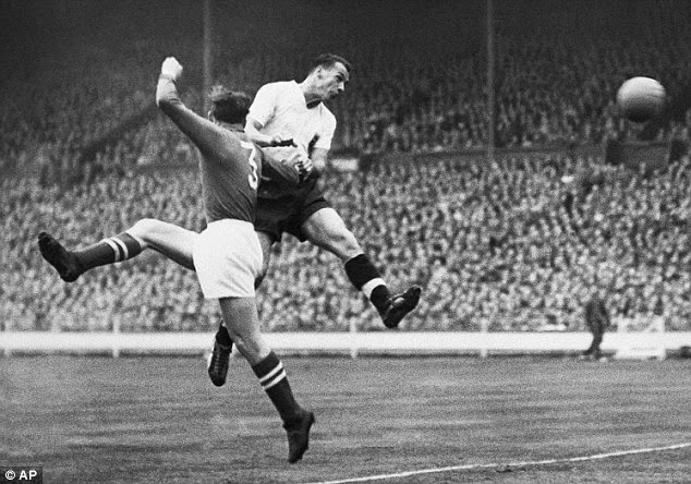 Eupallog Pentavalide: Nathaniel Lofthouse