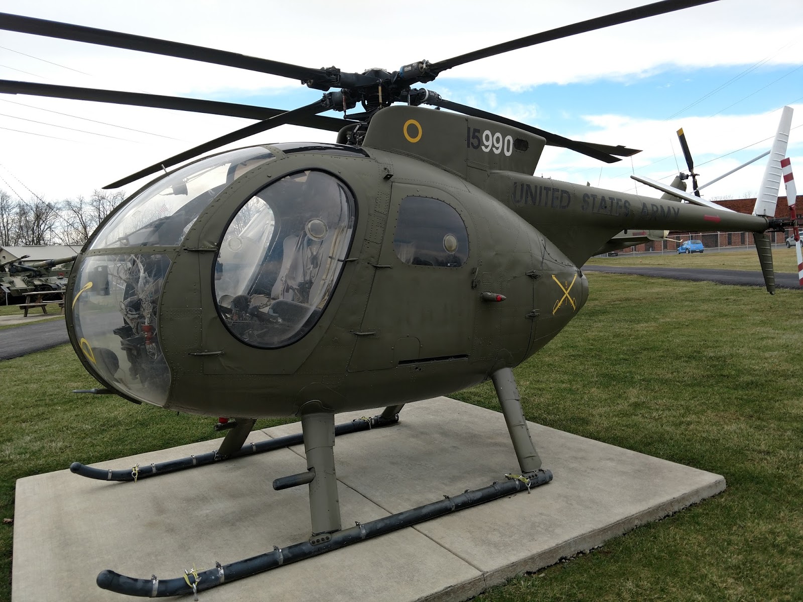 Travels of a Hobgoblin Taphophile: Hughes OH-6A Cayuse Helicopter ...