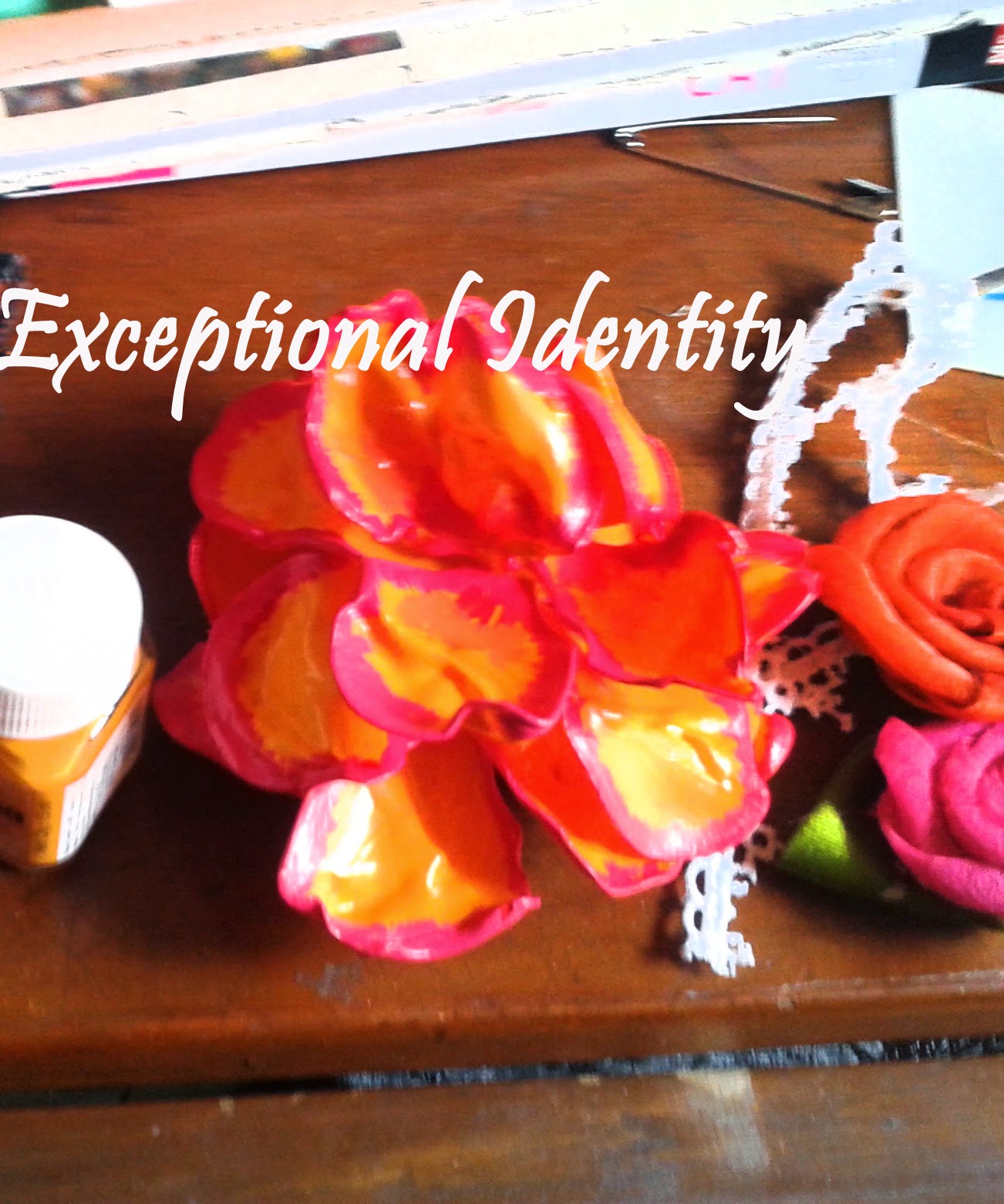 Exceptional Identity: DIY ..Flower Pendant out of disposable plastic spoons