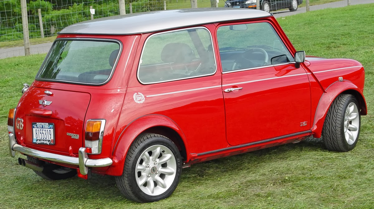 ESTOS SON LOS ANTIGUOS MINI Y MINI COOPER DE LA ANTIGUO BMC- muestro ...