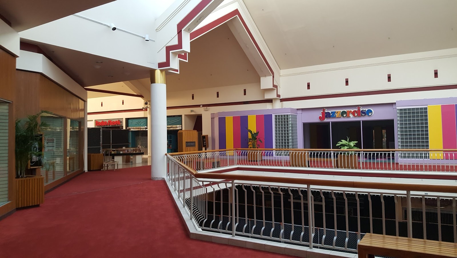 Retail World: The Starcourt Mall