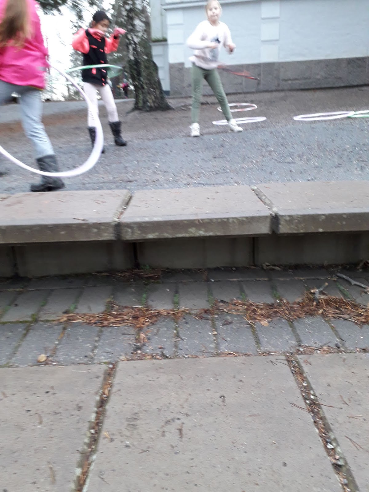 Ytterbyskolan: Dansstopp/hela havets rockringar