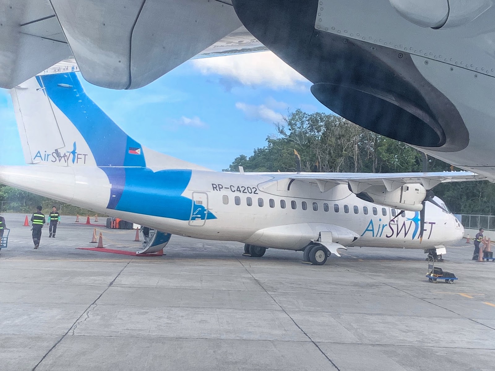 What Mary Loves: Adventure Chronicles: Flying with AirSWIFT