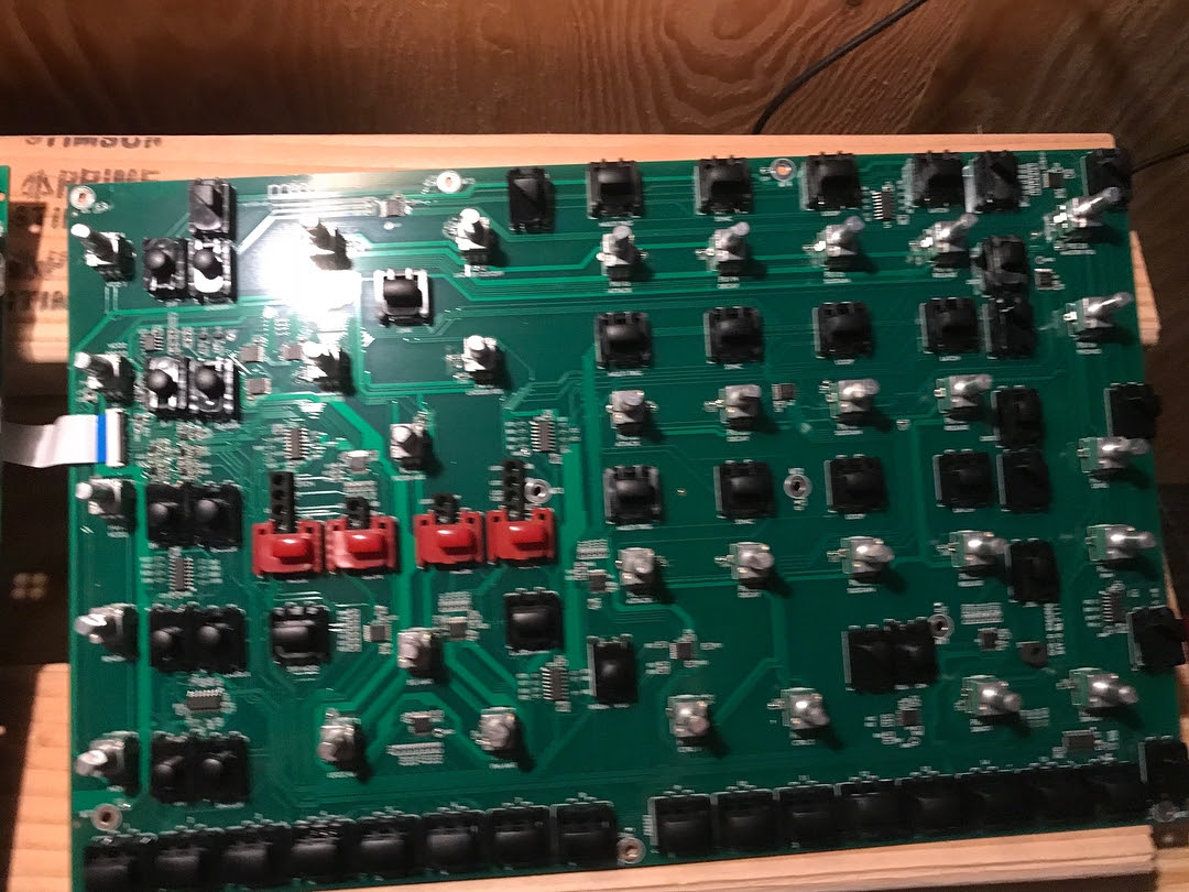 MATRIXSYNTH: New Moog One Prototype PCB Boards & Patent?