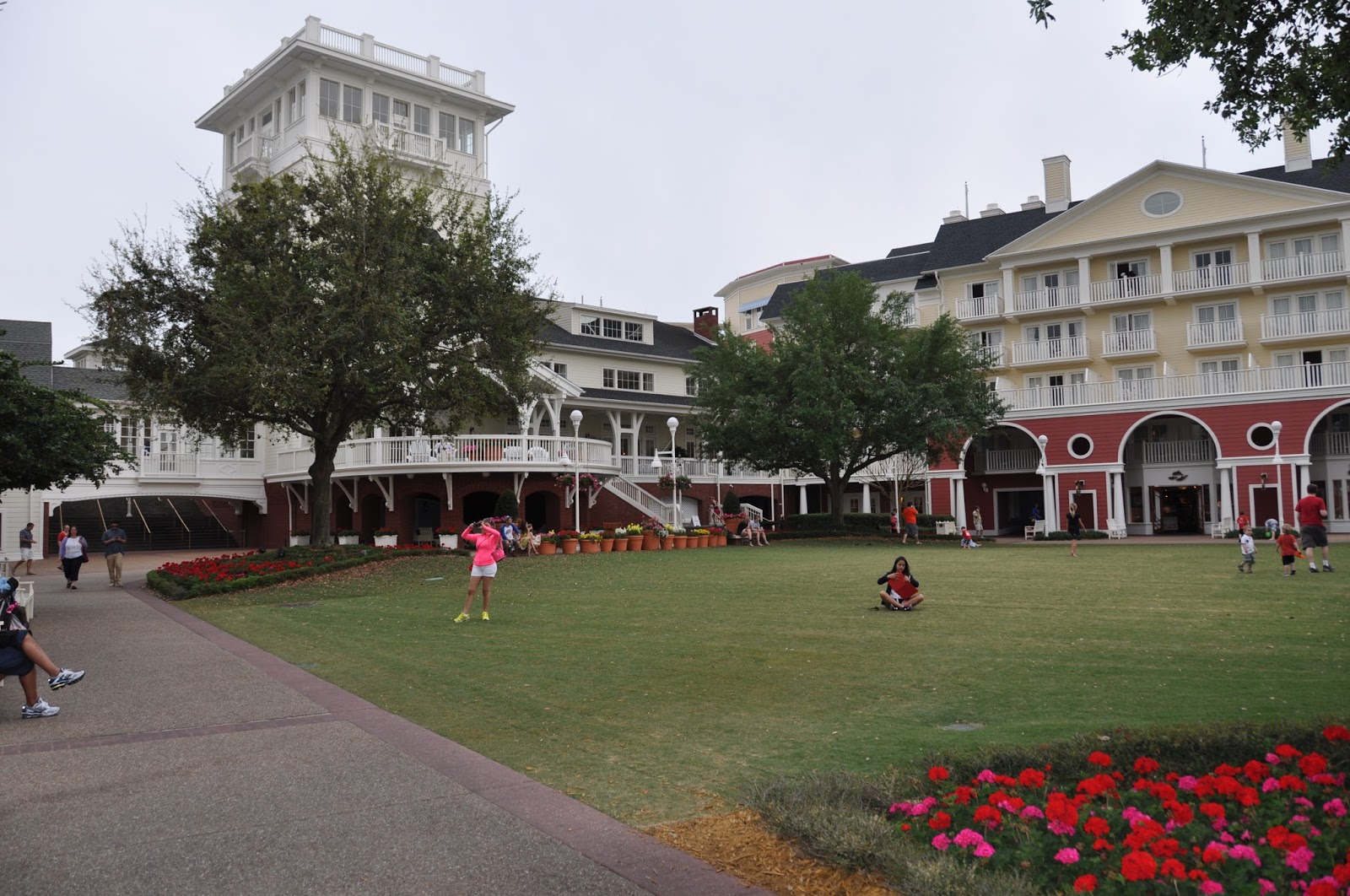 Overview of the Different Disney World Resort Hotel Types