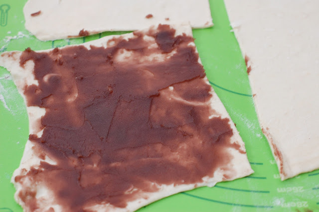 In Michelle's Kitchen: Red Bean Puff Pastries