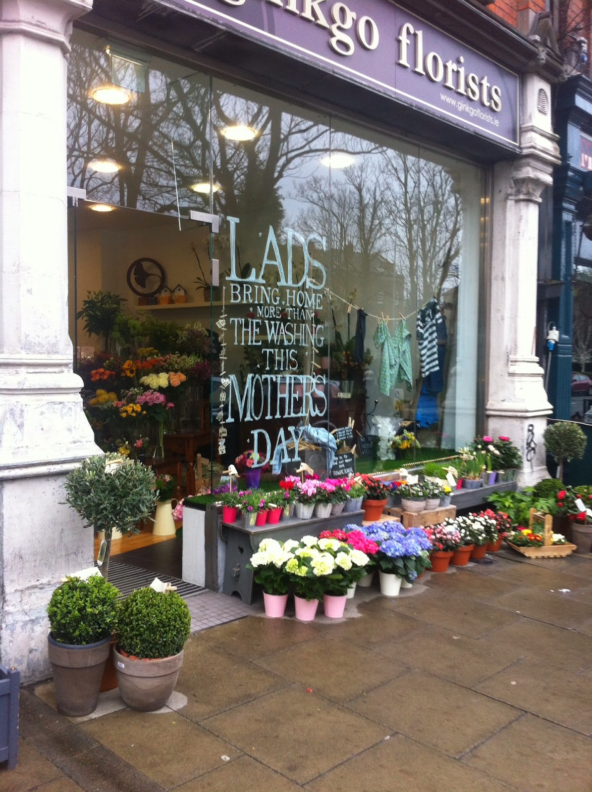Hat Couture: Unique Window Display for Mothers Day