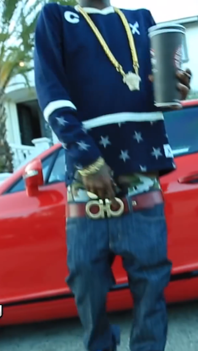 Celeb Saggers: Soulja Boy's Lowest Sag EVER!