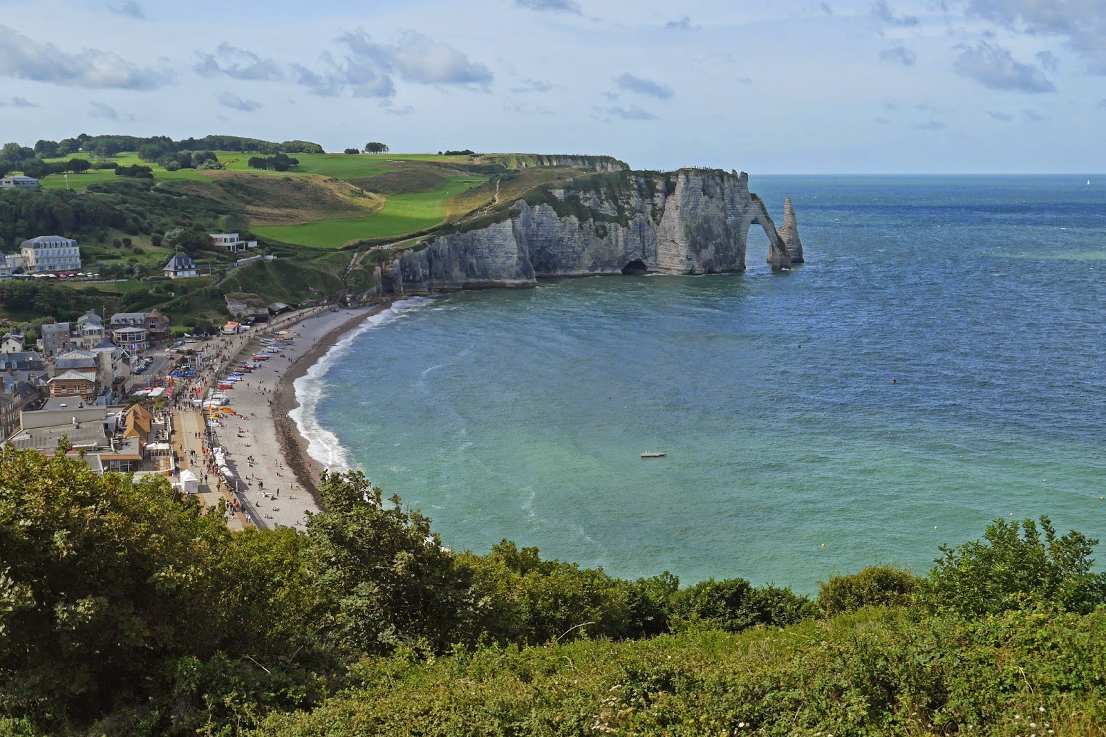 Walking in the country: Etretat