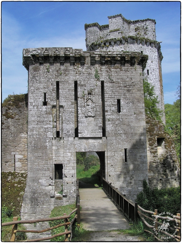 LA FRANCE MEDIEVALE: ELVEN (56) - Château-fort de Largoët : Ensemble et ...