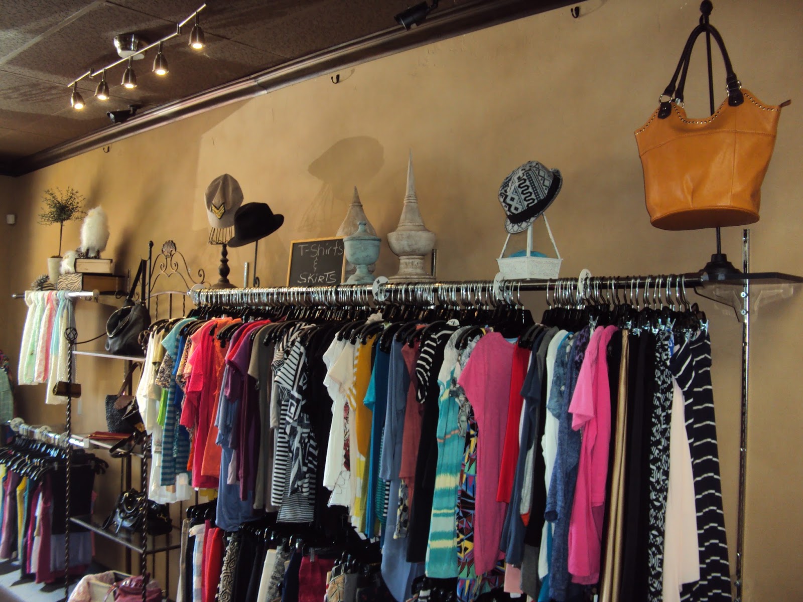 Kat's Kloset: Style Spotlight on: Chic Boutique, Auburn CA